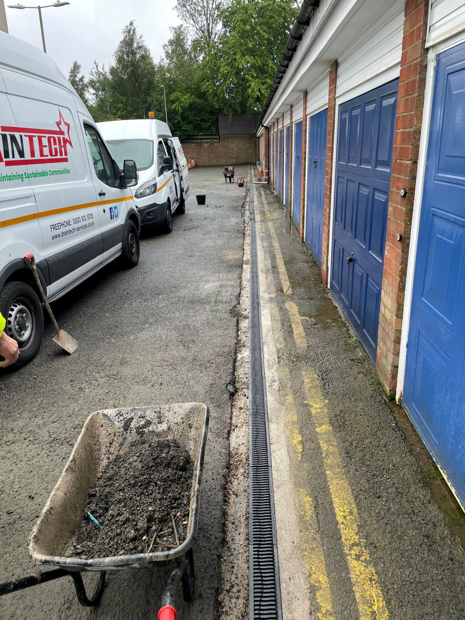 What Are Water Gullies And How Do You Clean Them?