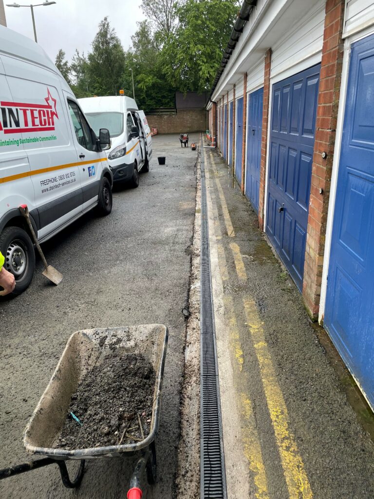 What Are Water Gullies And How Do You Clean Them?